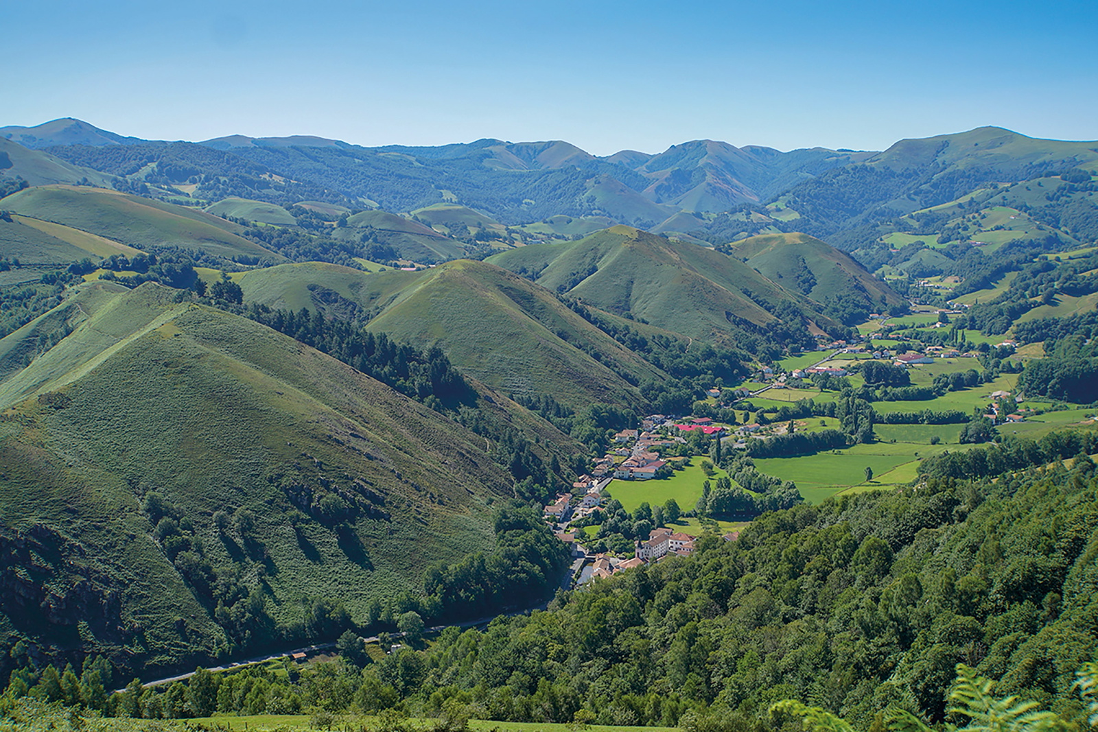 Pyrenean Haute Route (HRP) Guidebook | Cicerone Press