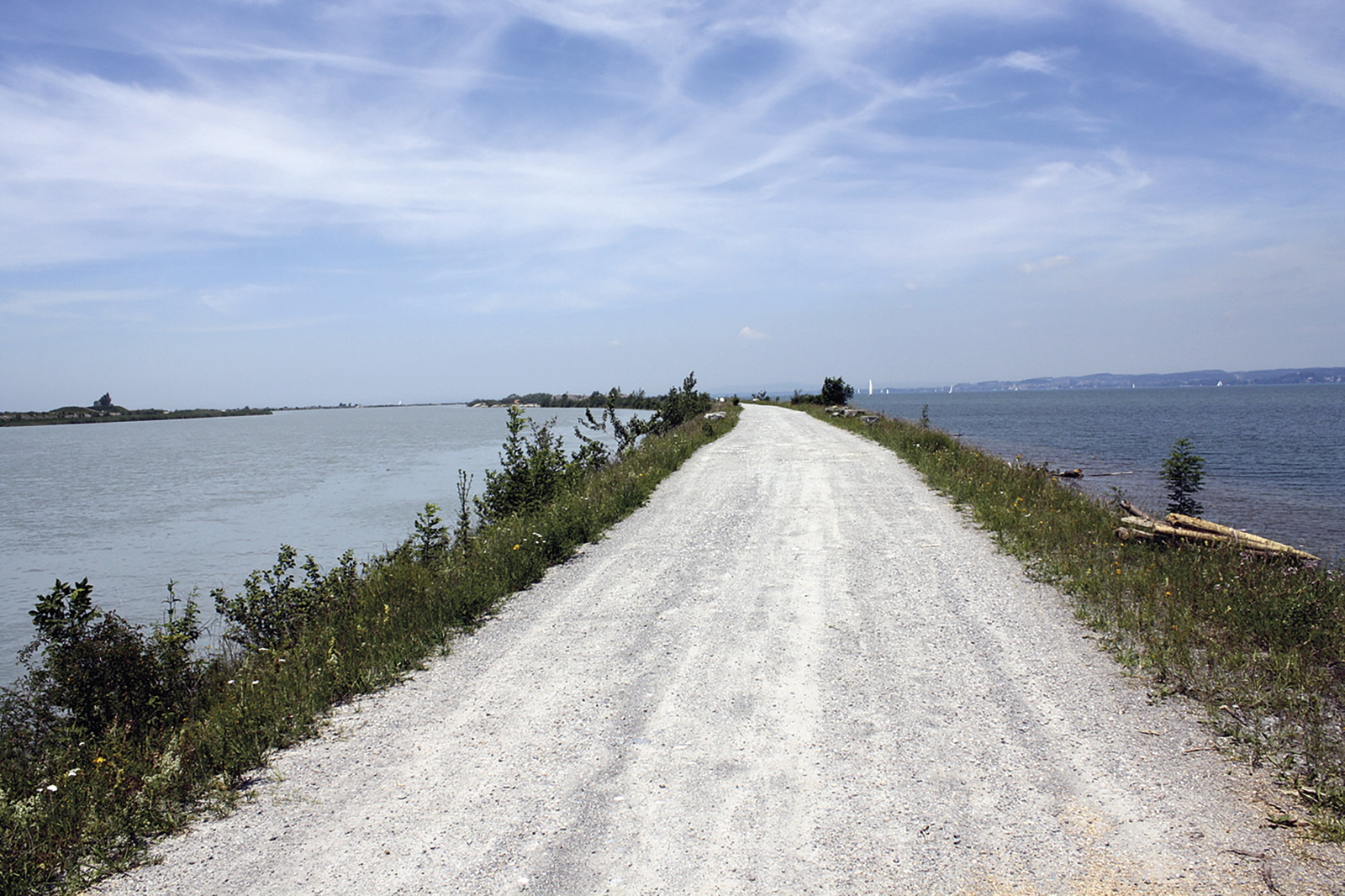 Rhine Cycle Route Guidebook | EuroVelo 15 | Cicerone Press