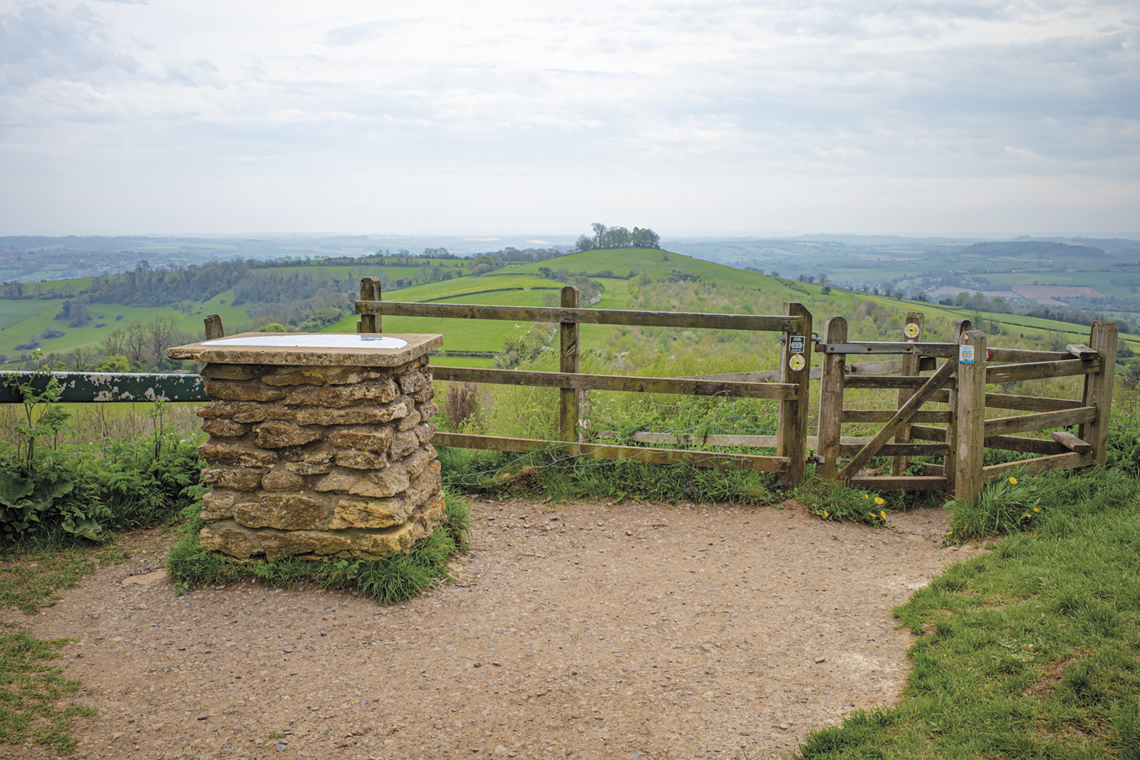 The Cotswold Way | National Trail Guidebook | OS Maps | Cicerone Press